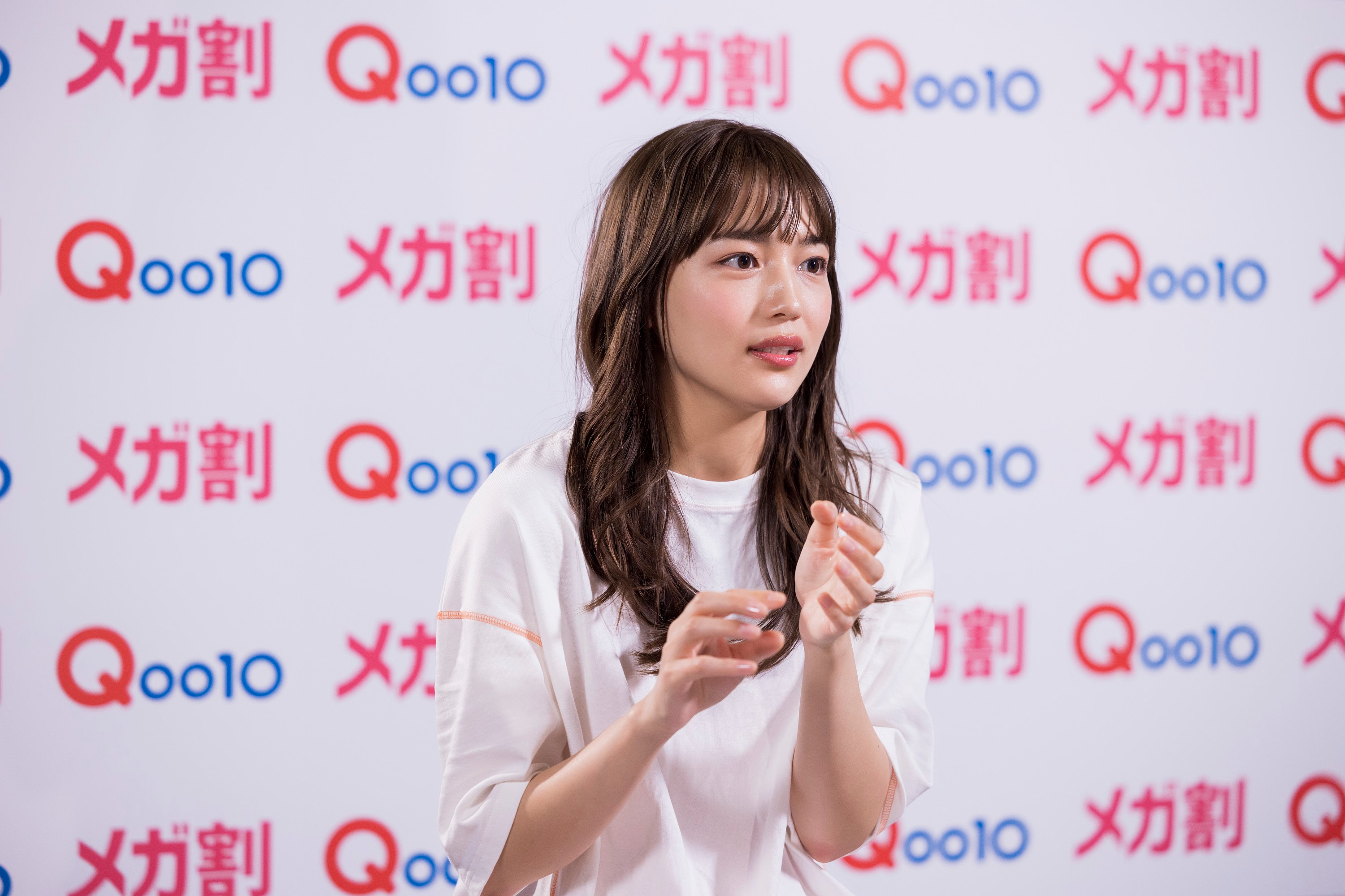 Qoo10」新テレビCM】川口春奈さんが部屋着でゴロゴロ 「メガ割ナイトルーティーン編」を放送 | 日本ネット経済新聞｜新聞×ウェブでEC＆流通のデジタル化をリード